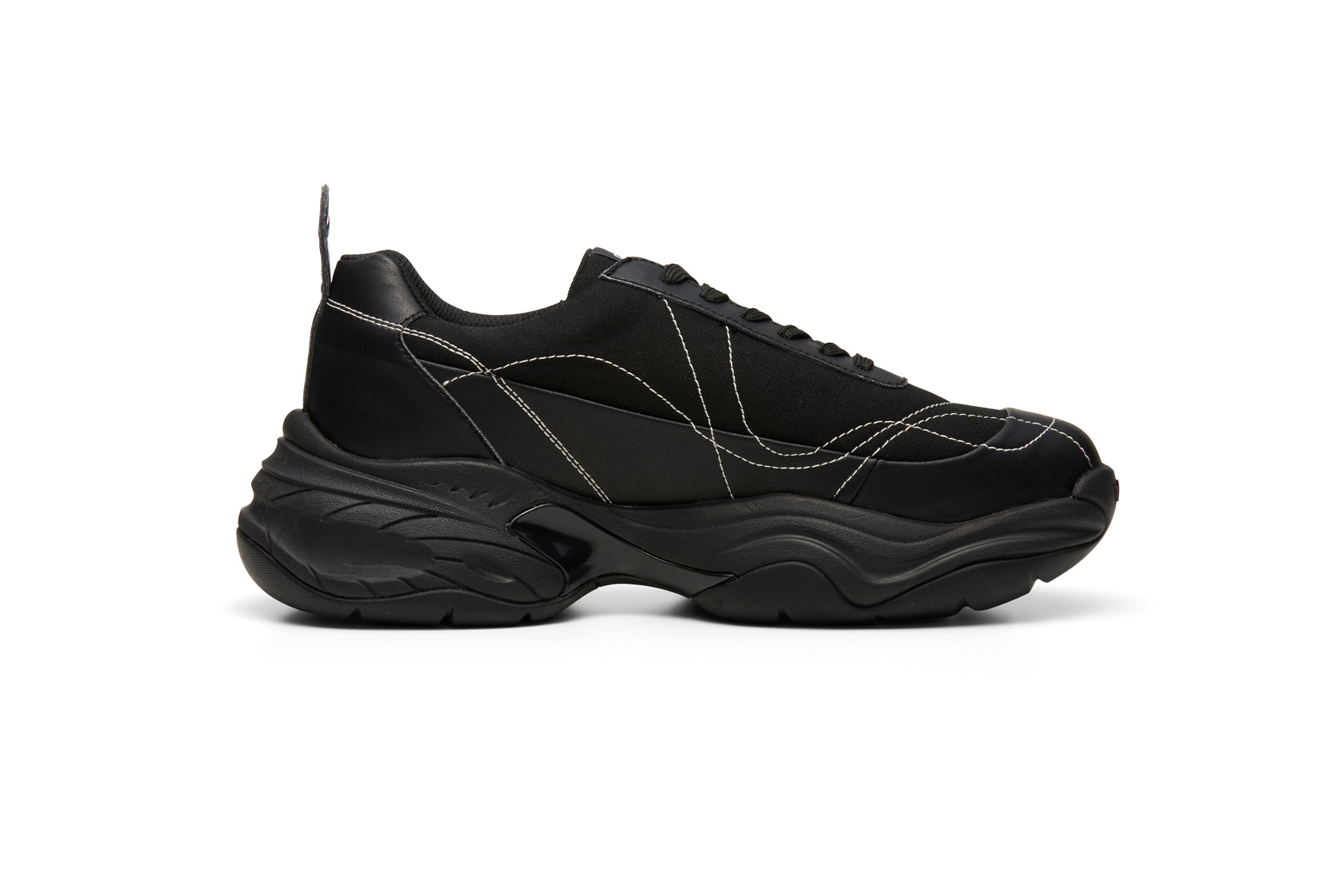 スニーカー | OAO（オーエーオー）は「人間らしい体験を。」をコンセプトに、卓越した快適性と都会的な美しさを追求する東京・京都を拠点とする ...